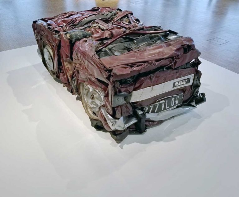 César – artiste extraordinaire – TheLosAngeleno