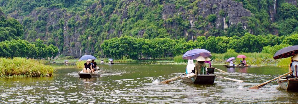 Ninh Binh Red River Vietnam – TheLosAngeleno
